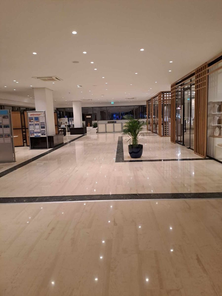 Améliorations de l’hôtel de luxe Cherso avec Showtec et DAP